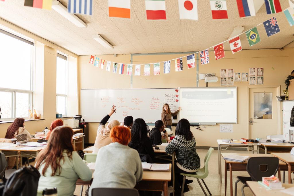 Francisation - Centre d'éducation des adultes Saint-Hyacinthe–Acton